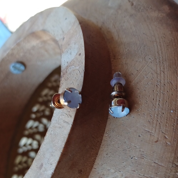 Moodtherapy | Jewelry | Authentic Artesian Rock Studs O Oak Nwt | Poshmark